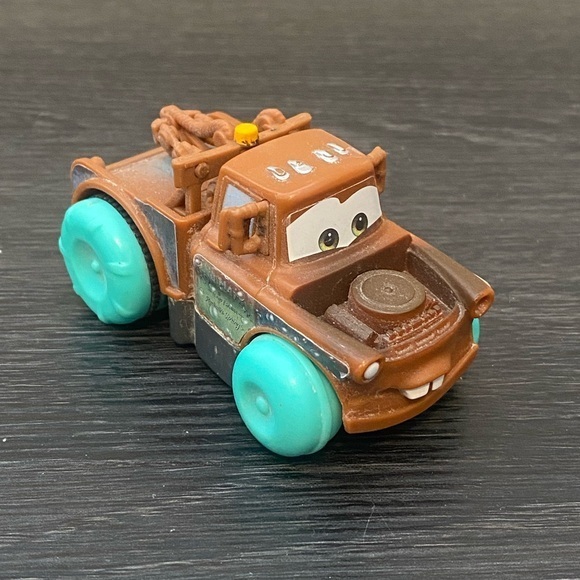 Disney | Toys | 23 Disney Pixar Cars Tow Mater Hydro Wheels Bath Water ...